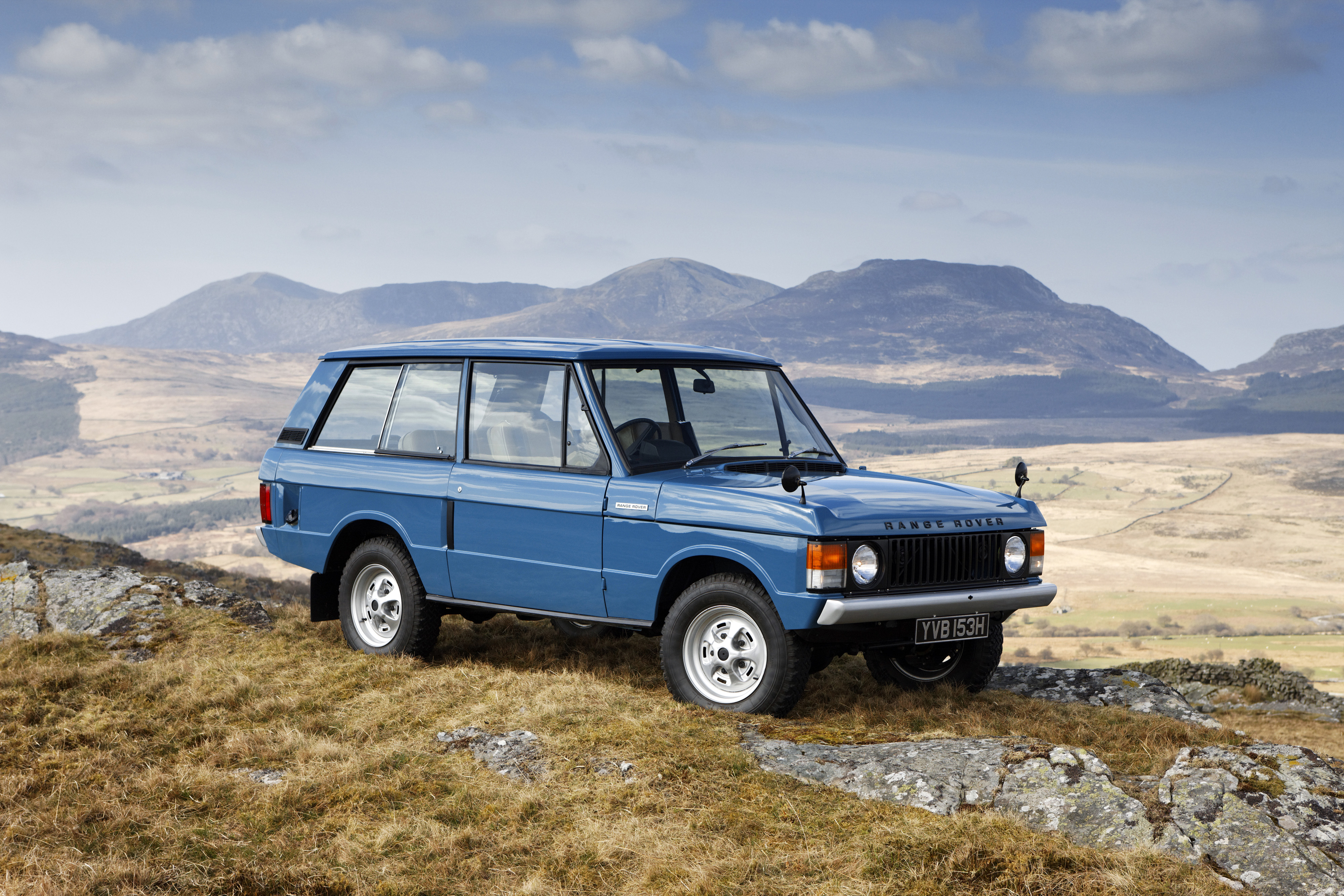 50 Jahre Range Rover - Range Rover Classic (1970-1995) - Tuscan Blue ...