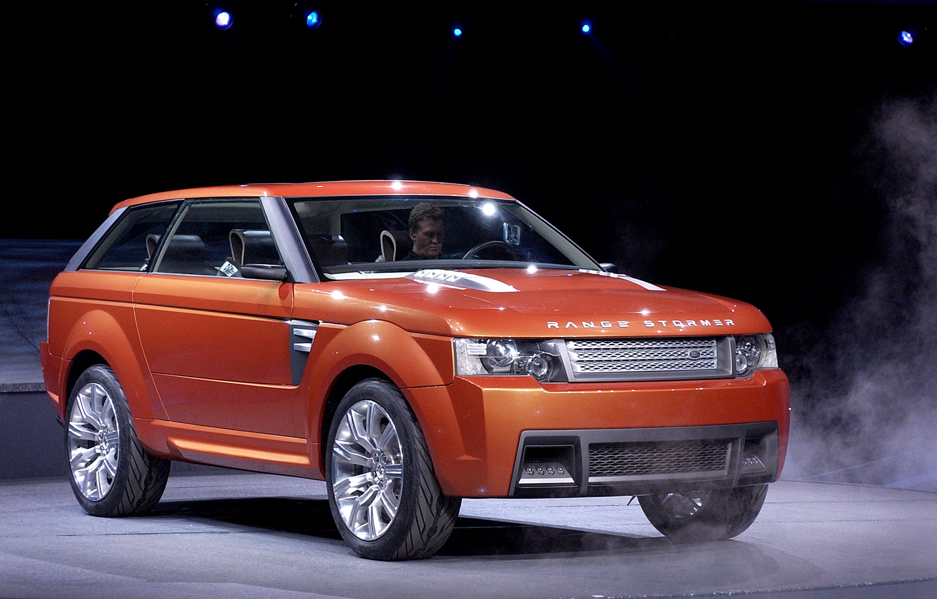 RANGE STORMER CONCEPT, FROM LAND ROVER | Land Rover International Homepage