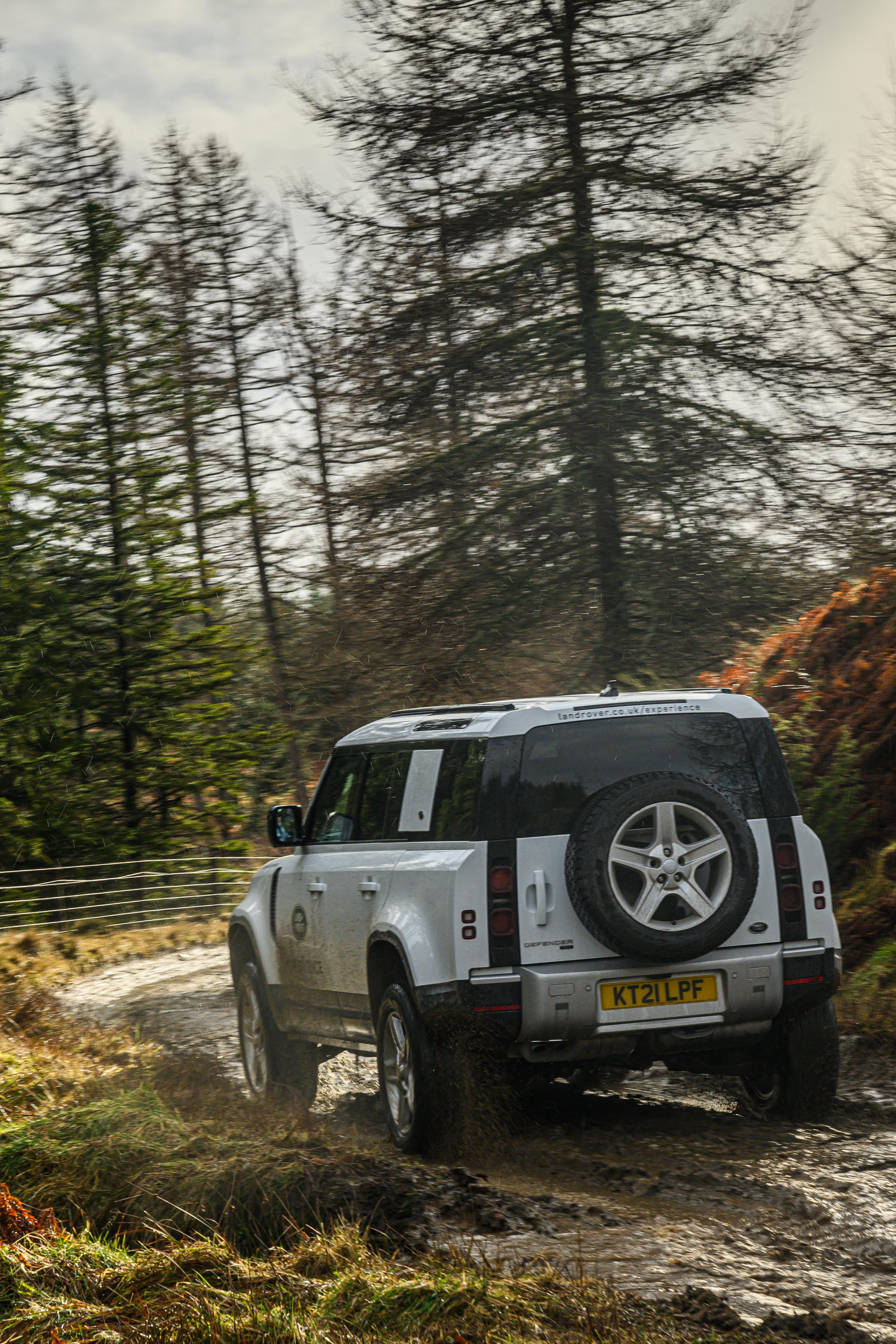 Land Rover Reveals Best UK Stargazing Spots with the Help of Dark Sky ...