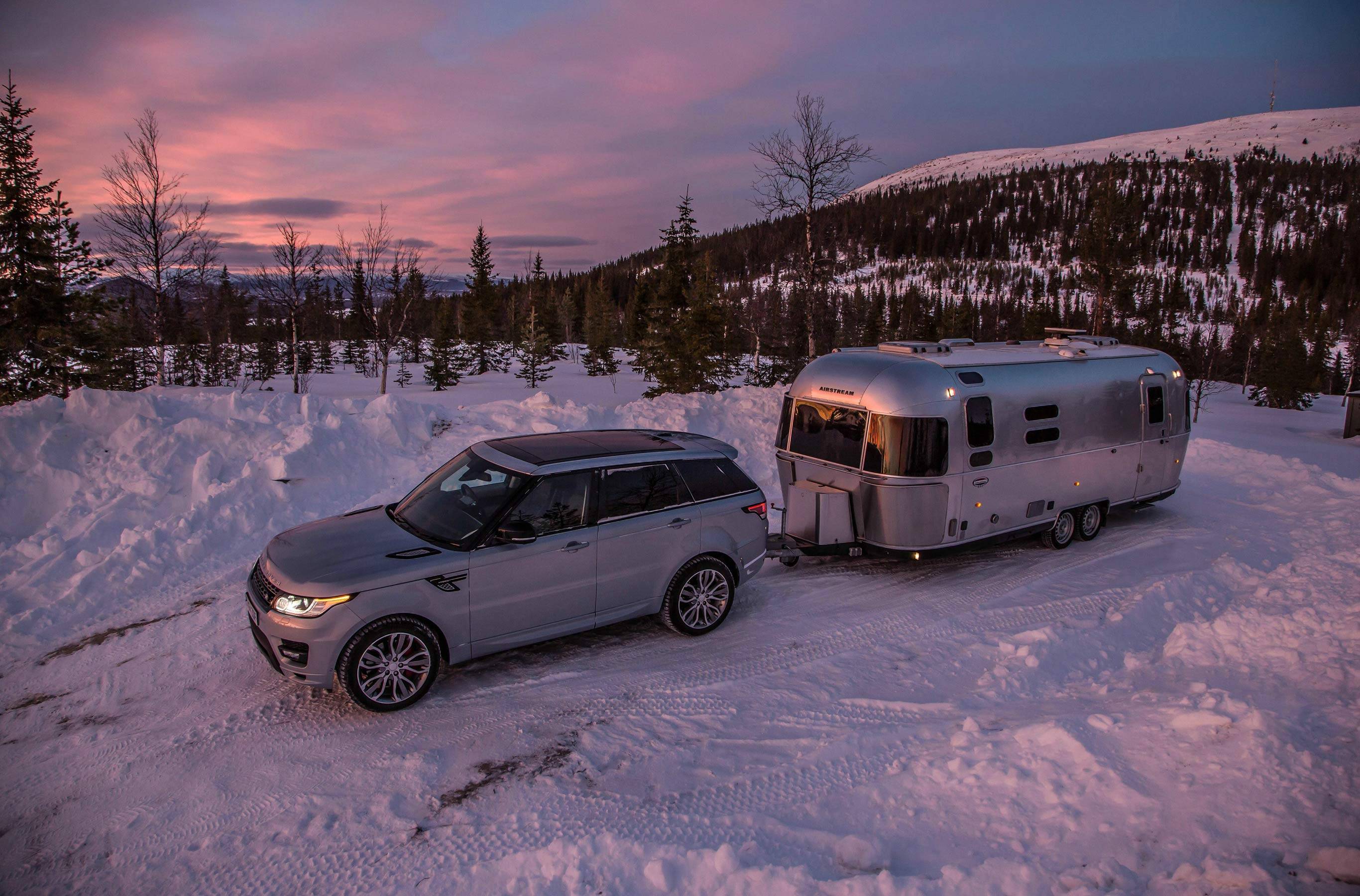 Tech for all terrains | Land Rover Media Newsroom