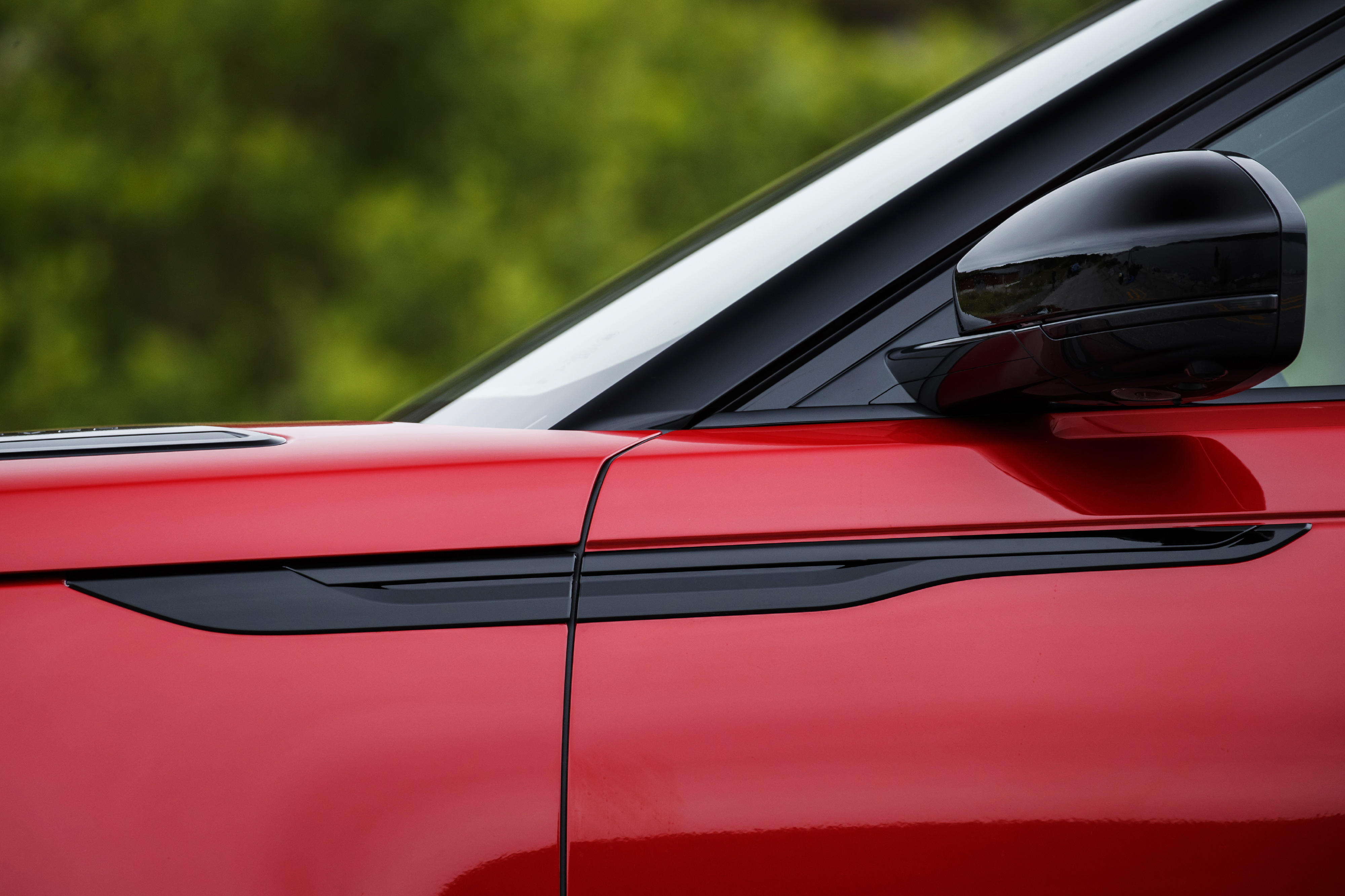 Range Rover Velar in Norwegen - Firenze Red | JLR Media Newsroom