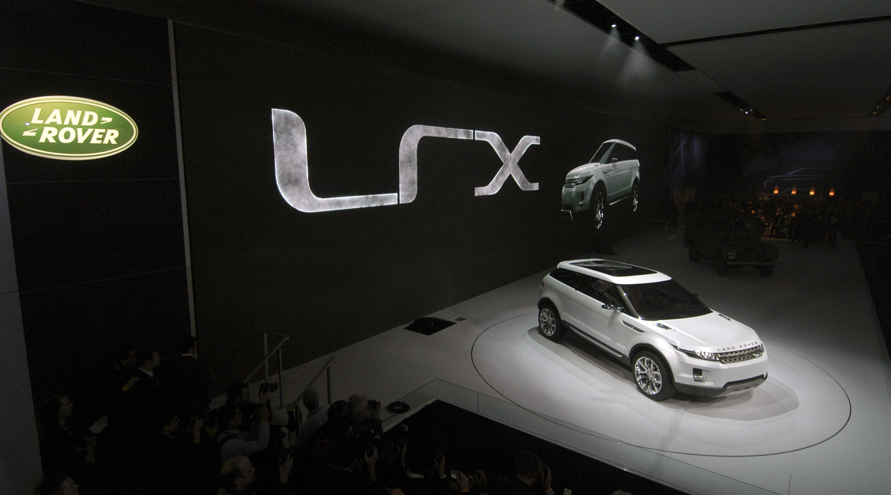 Range Rover LRX Concept | Land Rover Media Newsroom