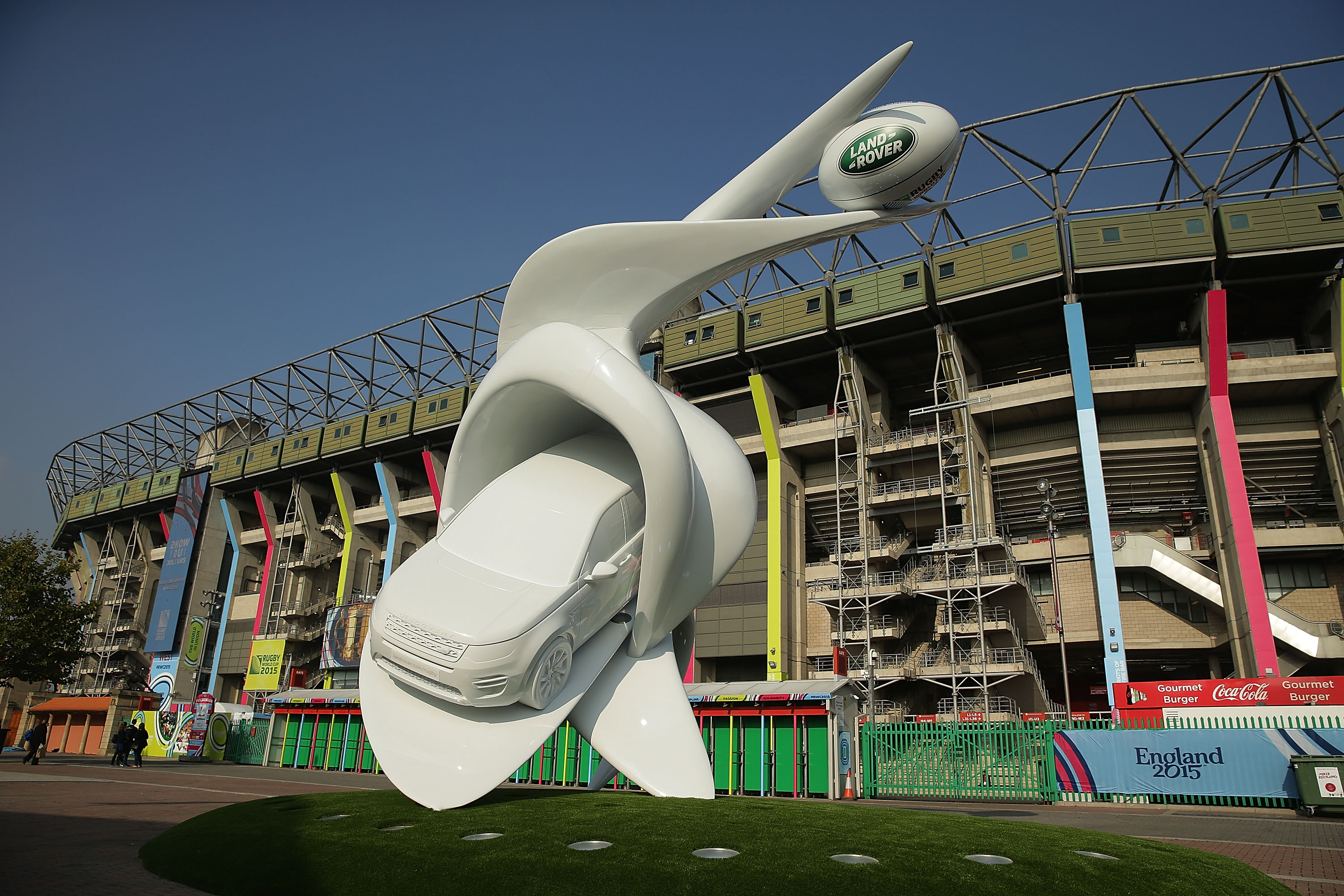 LAND ROVER CELEBRATES GREATEST EVER RUGBY WORLD CUP | Land Rover Media ...