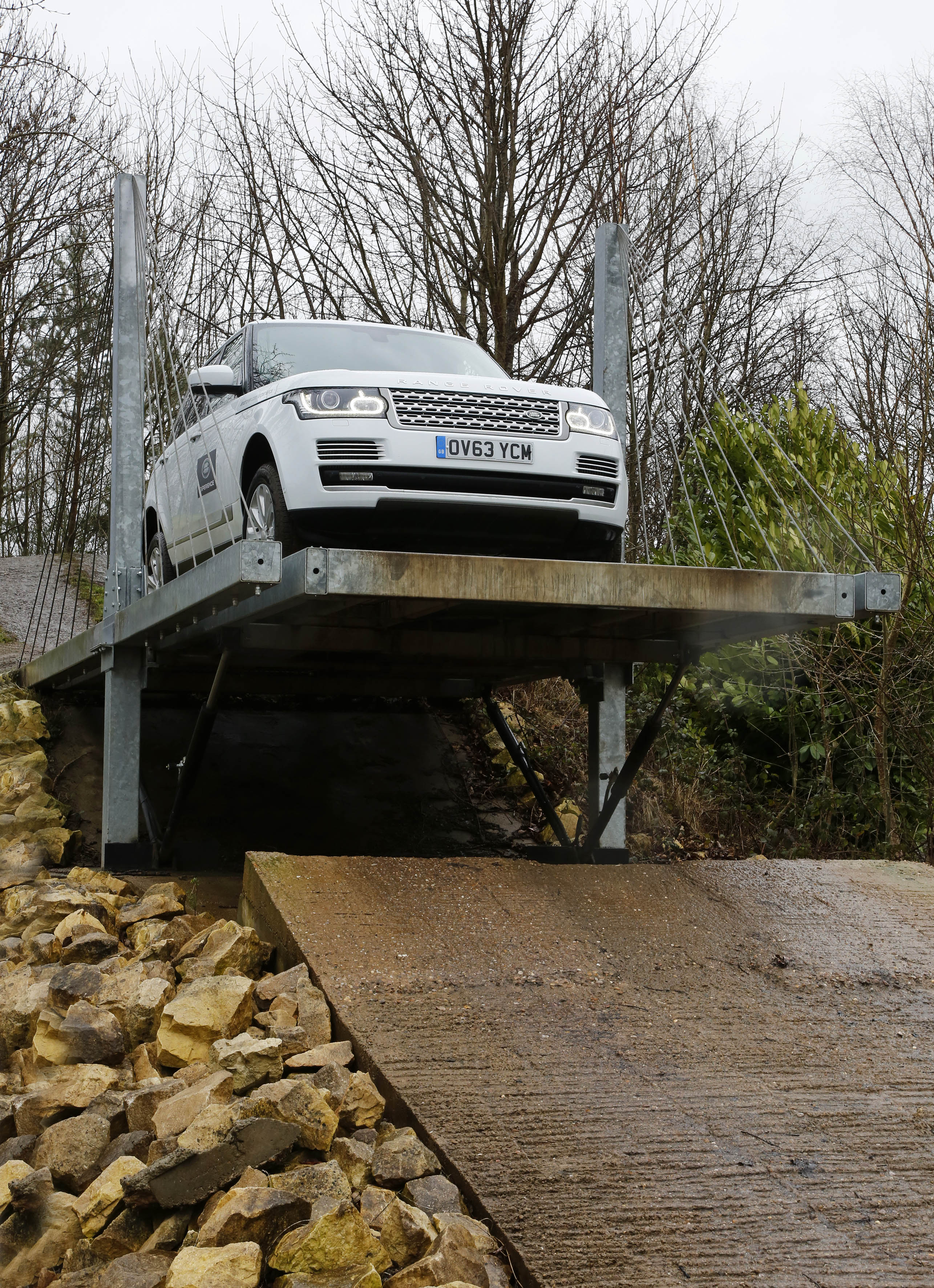Help For Heroes Go Off-Road With Land Rover Experience Solihull | JLR ...