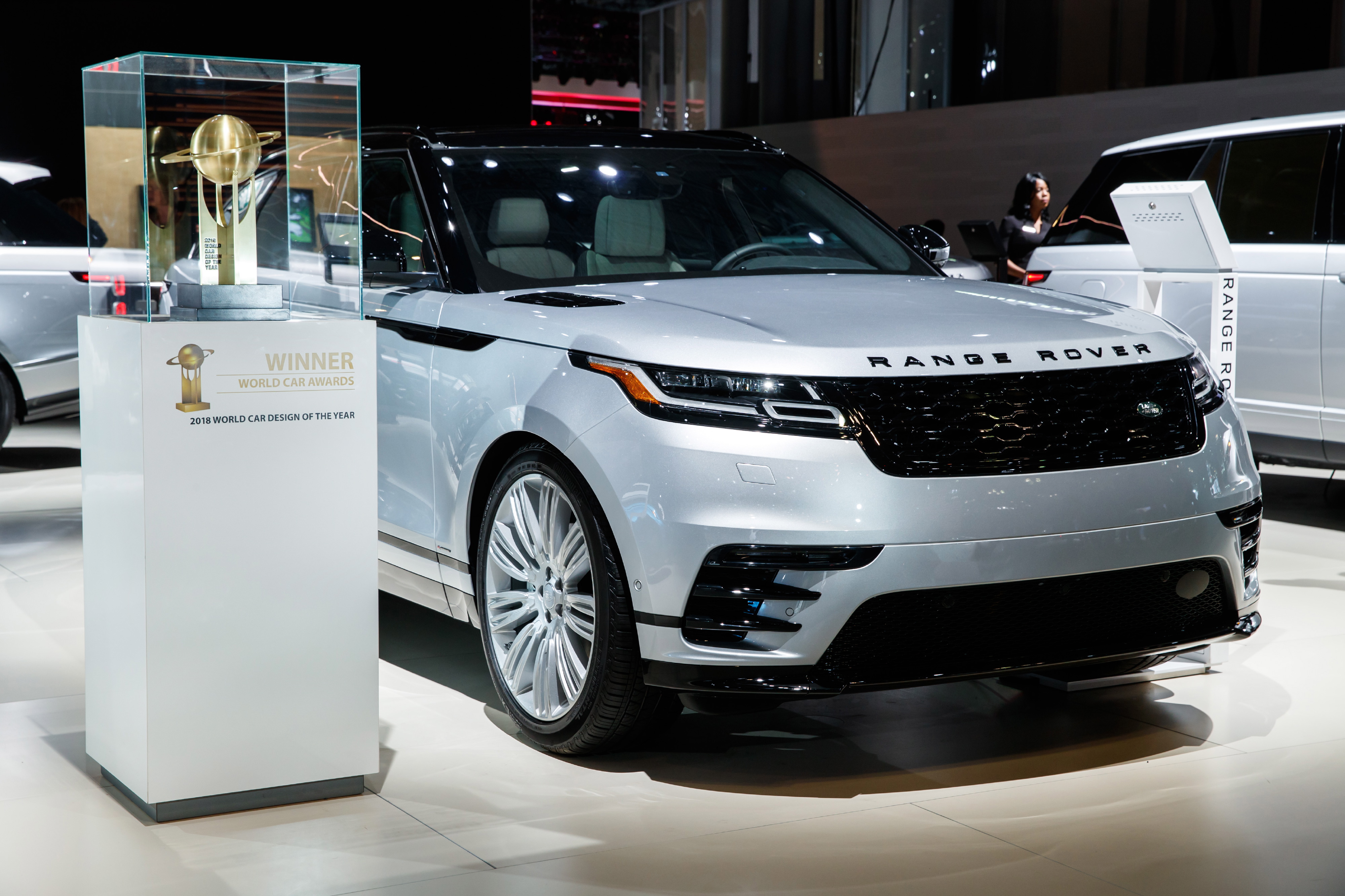 RANGE ROVER VELAR NAMED MOST BEAUTIFUL CAR IN THE WORLD | Land Rover ...