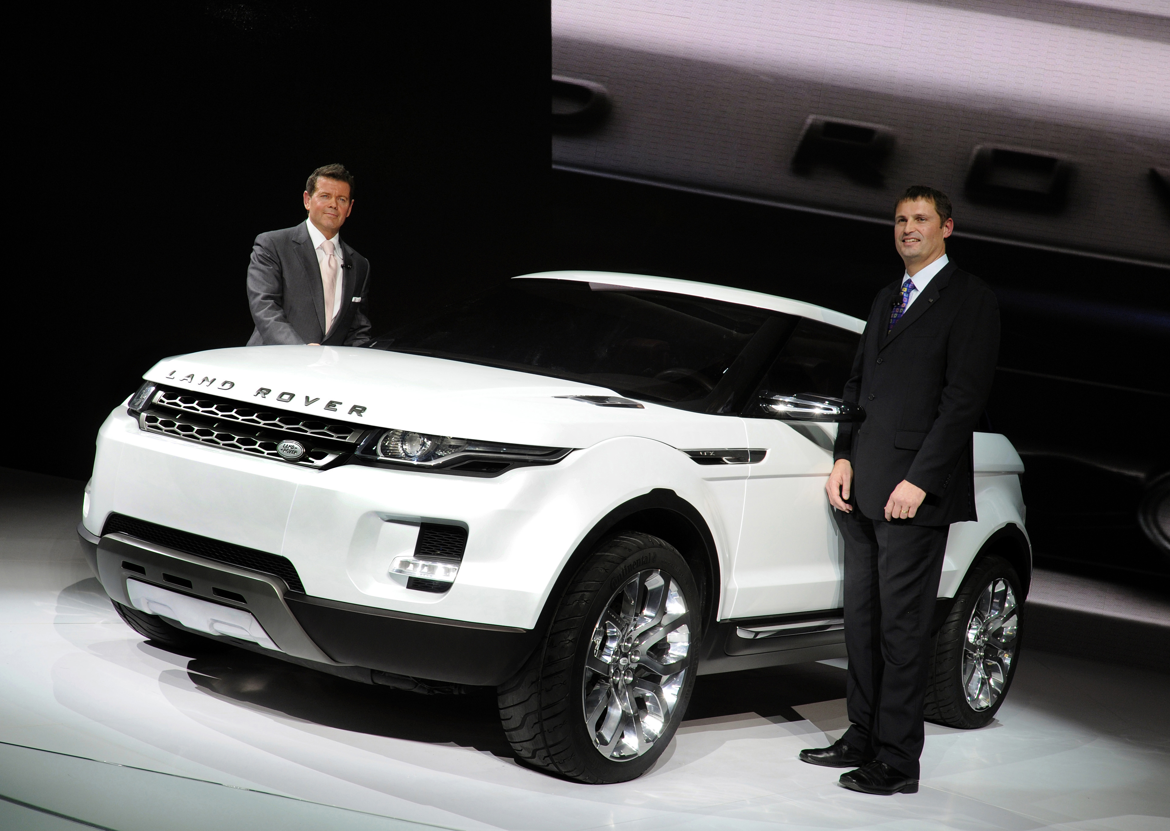 Range Rover LRX Concept | Land Rover Media Newsroom