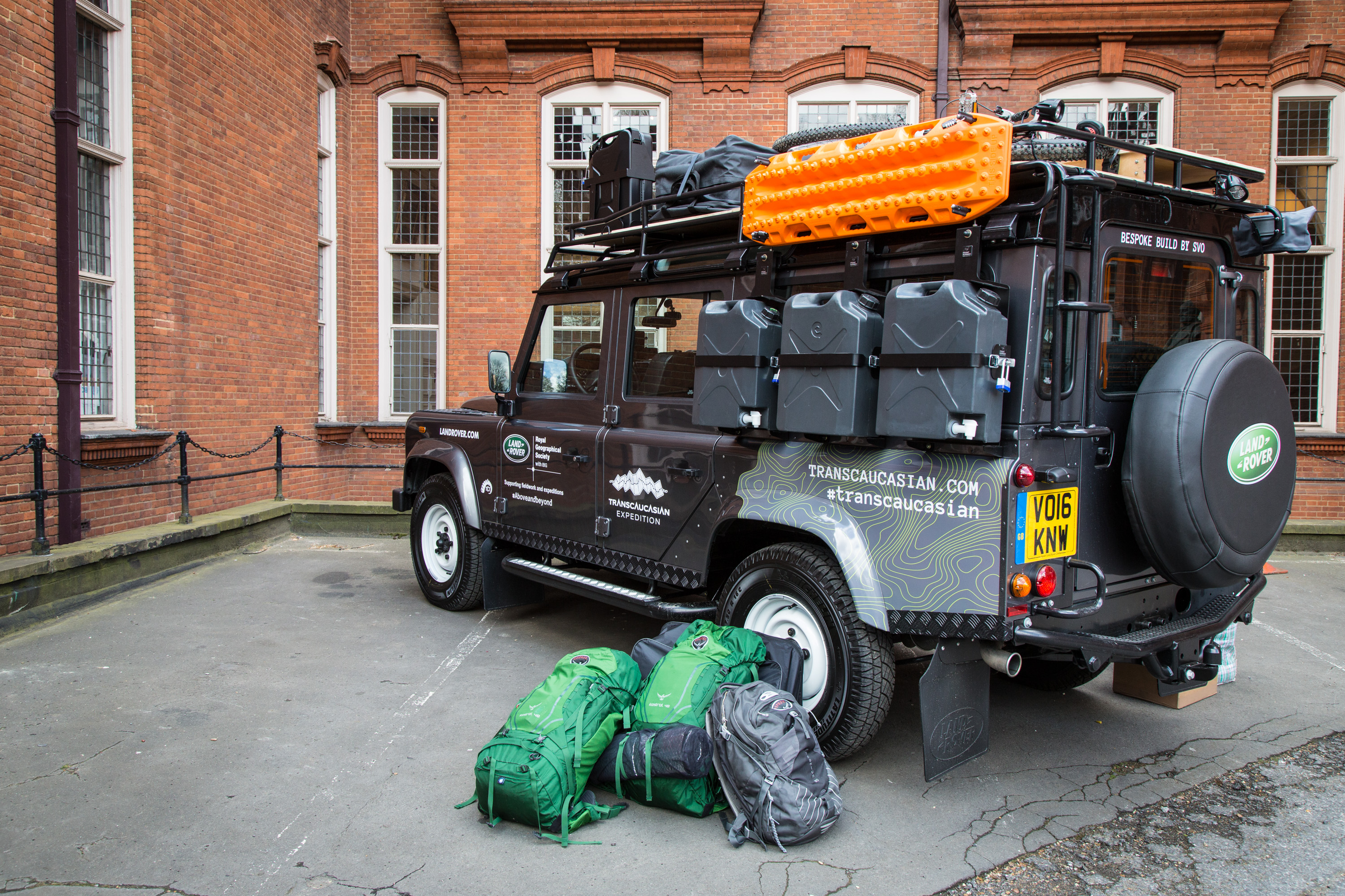 SIX MONTHS, TWO COUNTRIES, ONE MOUNTAIN RANGE: Land Rover Defender at ...
