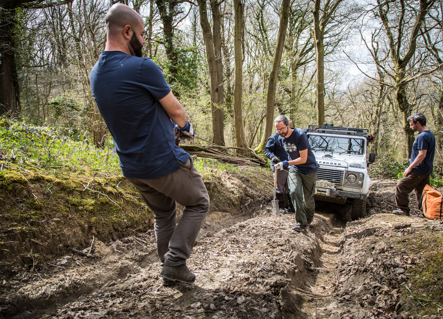 SIX MONTHS, TWO COUNTRIES, ONE MOUNTAIN RANGE: Land Rover Defender at ...