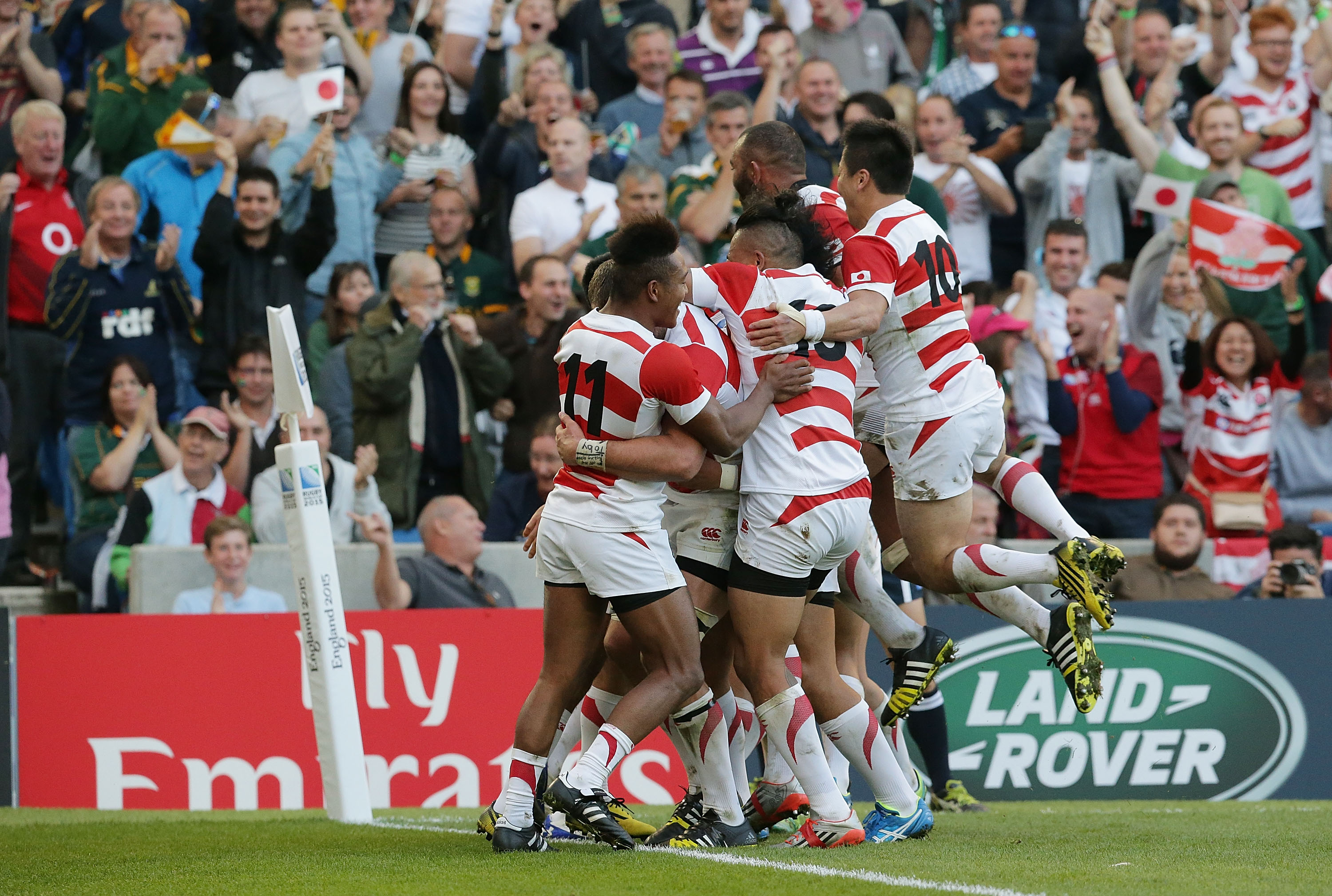 LAND ROVER CELEBRATES GREATEST EVER RUGBY WORLD CUP | Land Rover Media ...