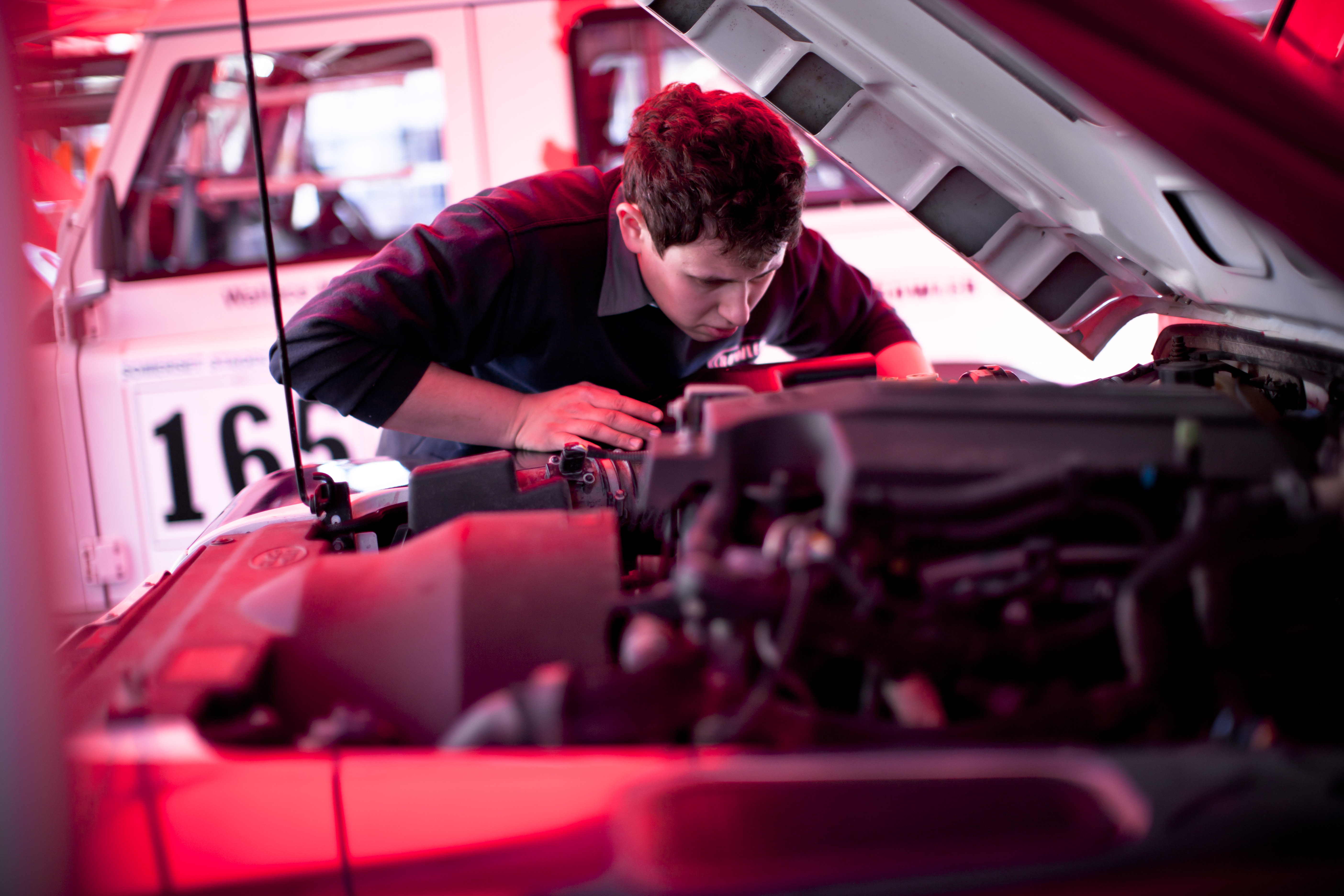 Encouraging Start to 2015 Defender Challenge with Edd Cobley Leading ...