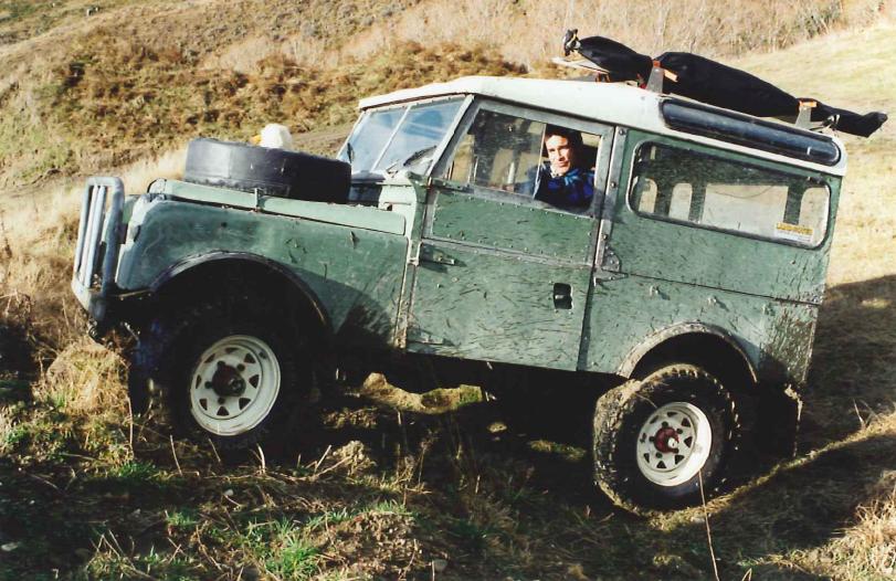 Land Rover Gives Four Friends The Best Valentine’s Day Present Ever ...
