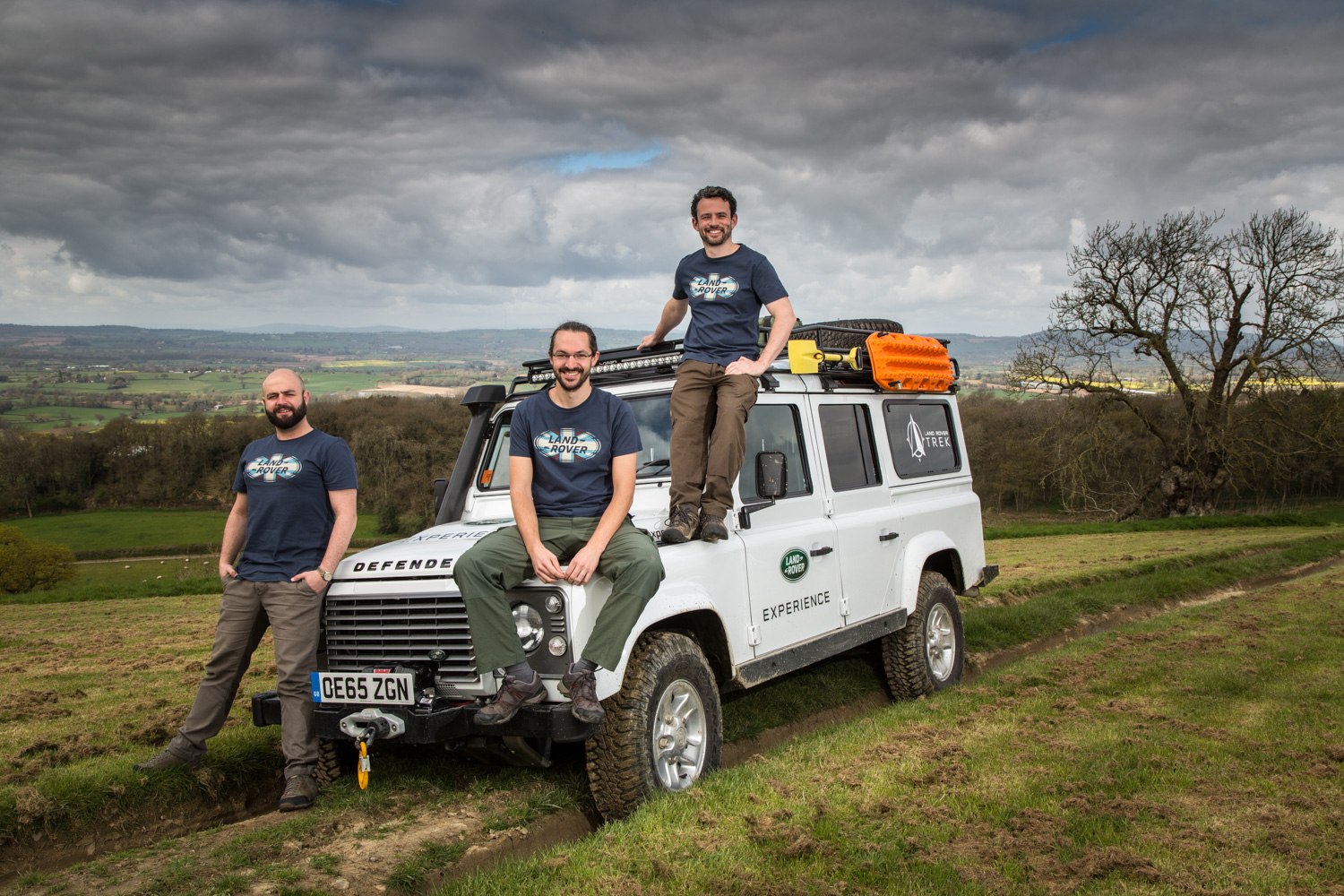 SIX MONTHS, TWO COUNTRIES, ONE MOUNTAIN RANGE: Land Rover Defender at ...