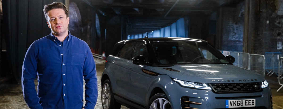 JAMIE OLIVER SPICES UP LONDON’S BRICK LANE IN THE NEW RANGE ROVER ...