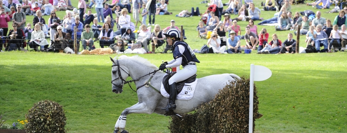 Land Rover Celebrates Equestrian Team GBR Success at the Land Rover ...