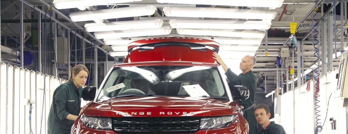 Jaguar Land Rover begins 24 Hour shift at Halewood | JLR Media Newsroom