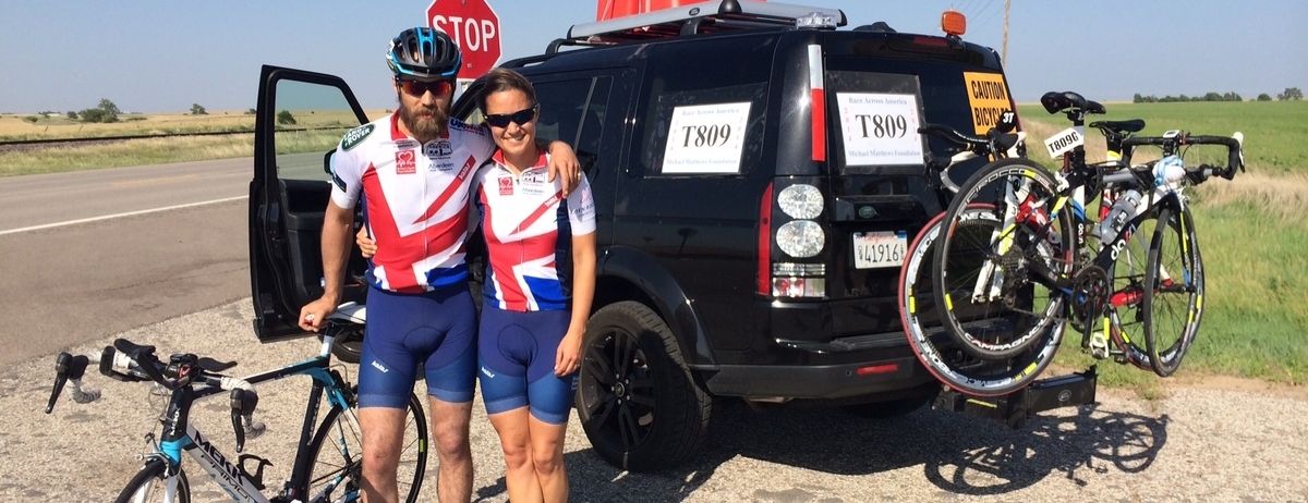 Land Rover-sponsored team, with James and Pippa Middleton, in charity ...