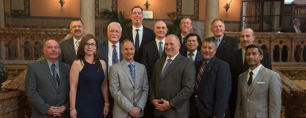 JAGUAR LAND ROVER HONORS TOP EMPLOYEES OF NORTH AMERICAN RETAILERS WITH ...