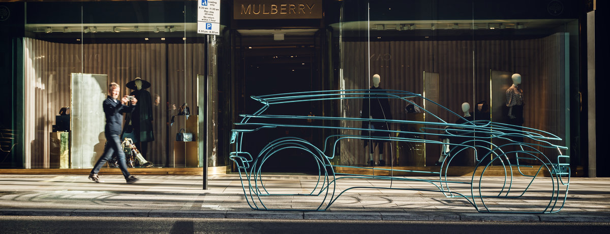 EXPOSITION DES SCULPTURES DU NOUVEAU RANGE ROVER EVOQUE AVANT SA ...