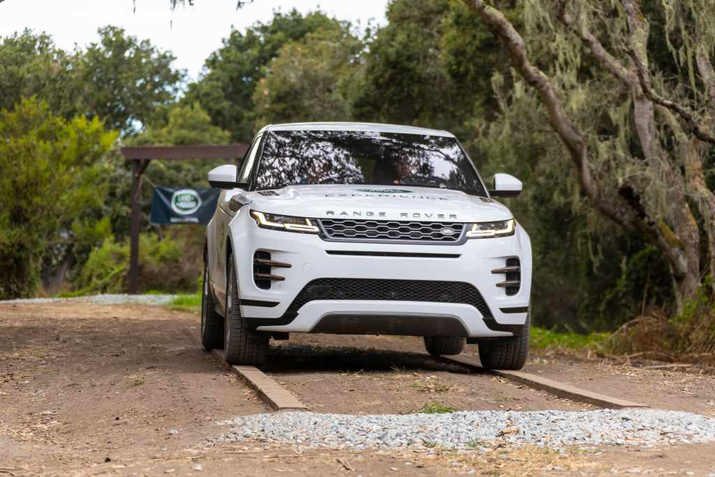 LAND ROVER LAUNCHES NEW TEEN OFF-ROAD DRIVING EXPERIENCE | Land Rover ...