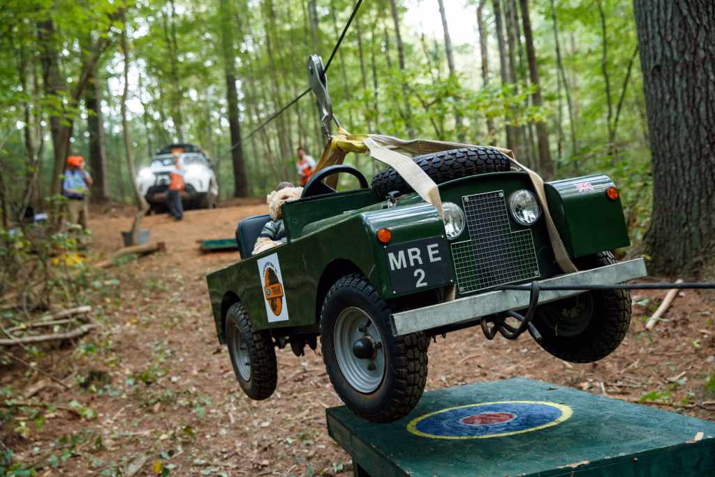 LAND ROVER ANNOUNCES FINALISTS FROM TReK OFF-ROAD QUALIFYING TRIALS FOR ...