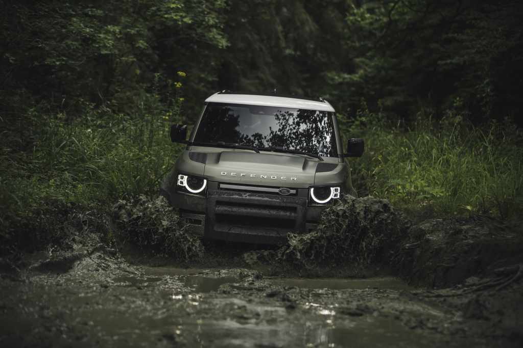 NEW LAND ROVER DEFENDER 90 GOES ON SALE FOLLOWING UNPRECEDENTED DEMAND ...