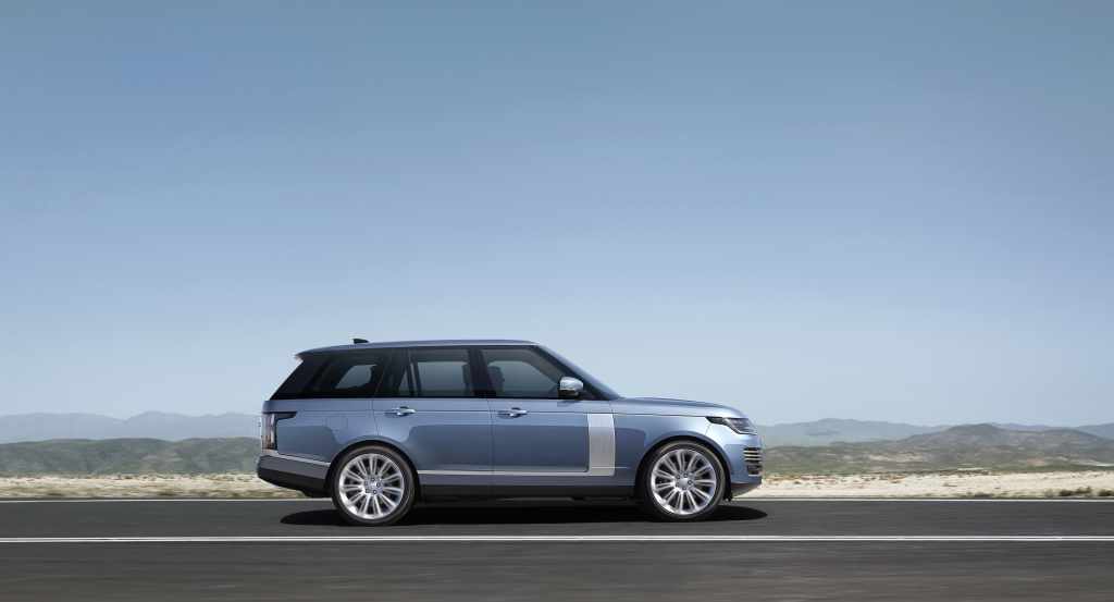 NEW 48V MILD HYBRID DIESEL JOINS PLUG-IN ELECTRIC RANGE ROVER | Land ...