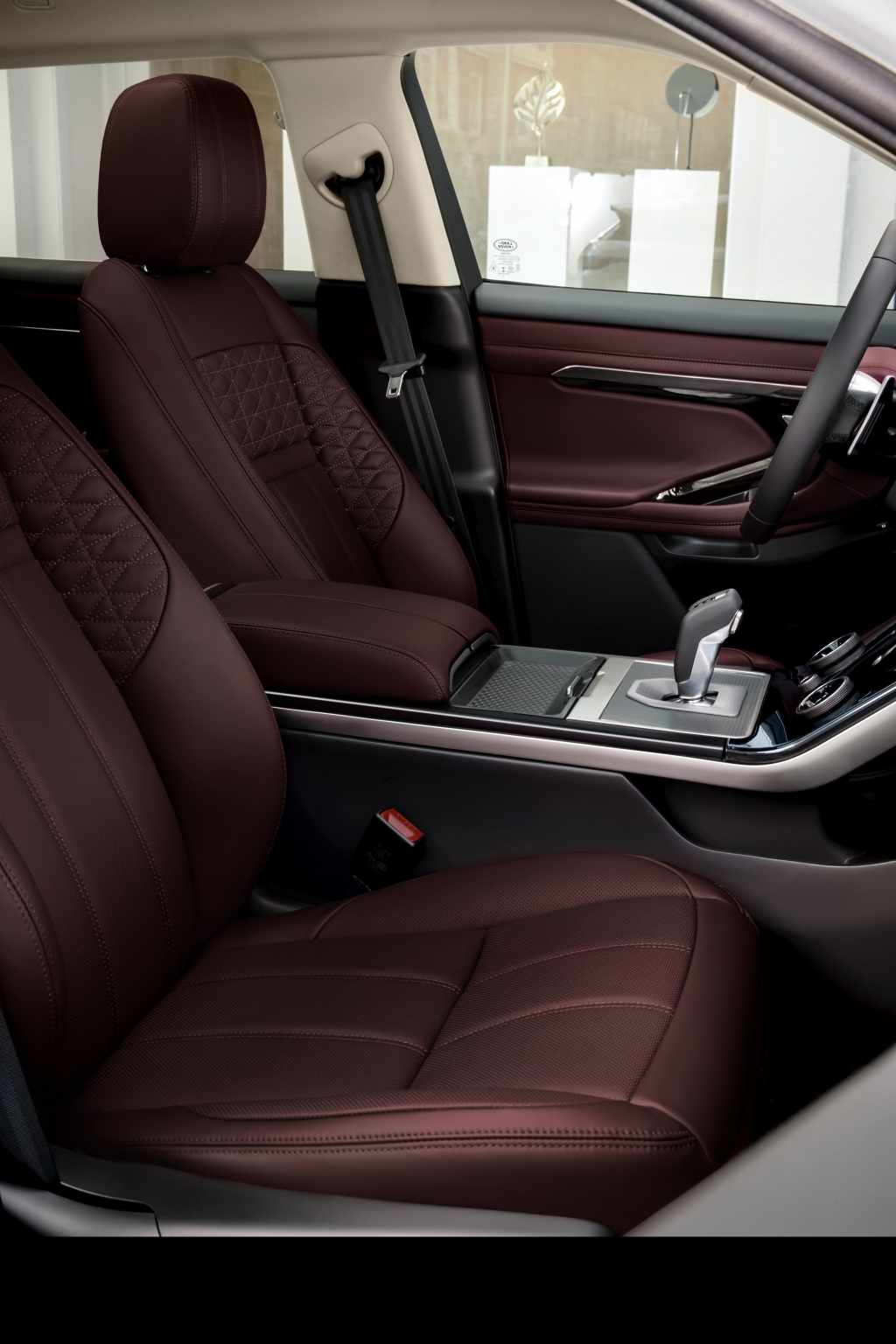 NEW ELECTRIFIED RANGE ROVER EVOQUE AUTOBIOGRAPHY: THE MOST LUXURIOUS ...