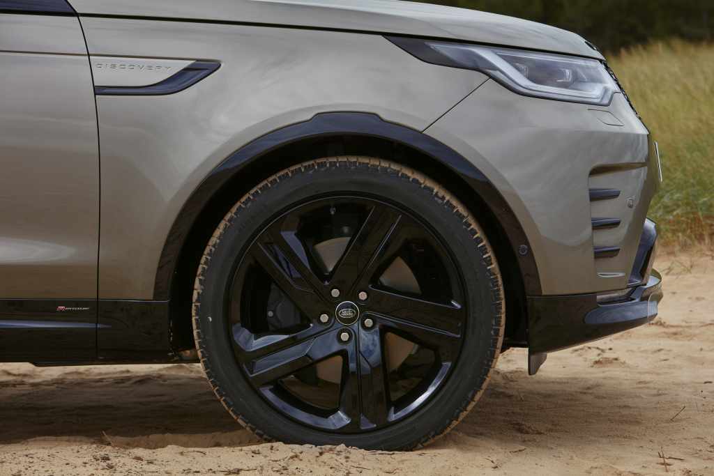 NEW LAND ROVER DISCOVERY R-DYNAMIC - DETAIL IMAGES | Land Rover Media ...