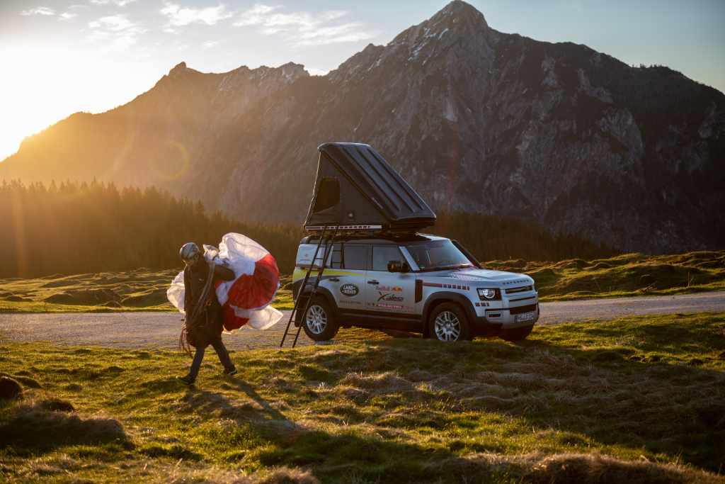 LAND ROVER DEFENDER SUPPORTS THE WORLD’S TOUGHEST ADVENTURE RACE | Land ...