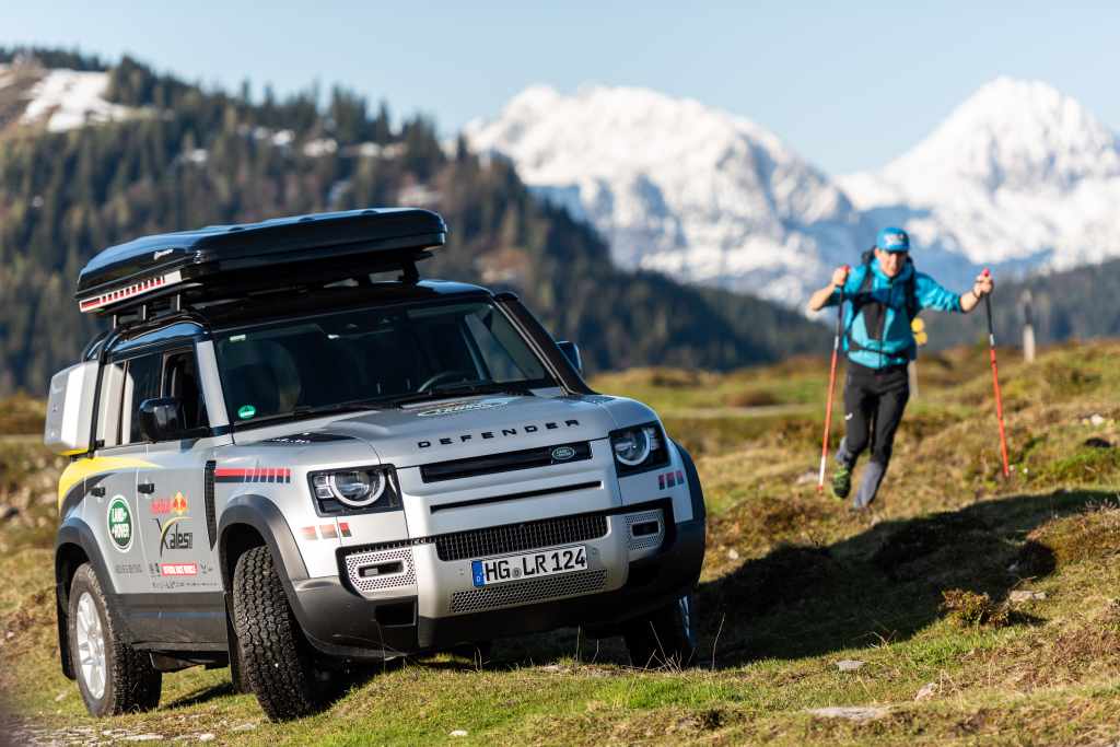 LAND ROVER DEFENDER COLABORA EN LA CARRERA DE AVENTURA MÁS EXIGENTE DEL ...