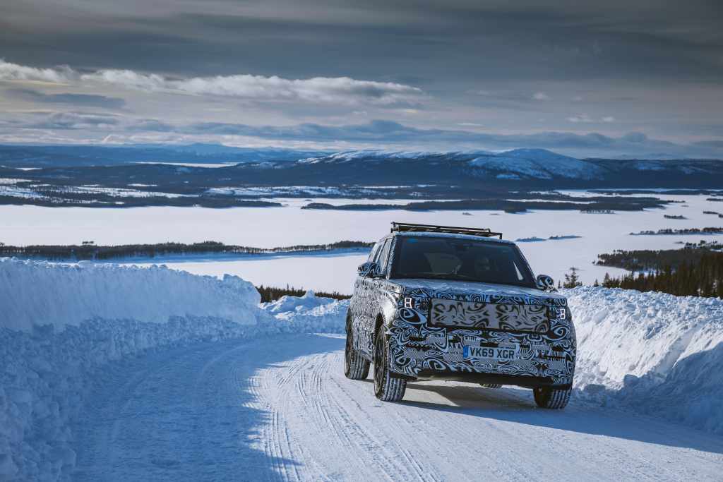 Introducing the New Range Rover: Breathtaking modernity, peerless ...