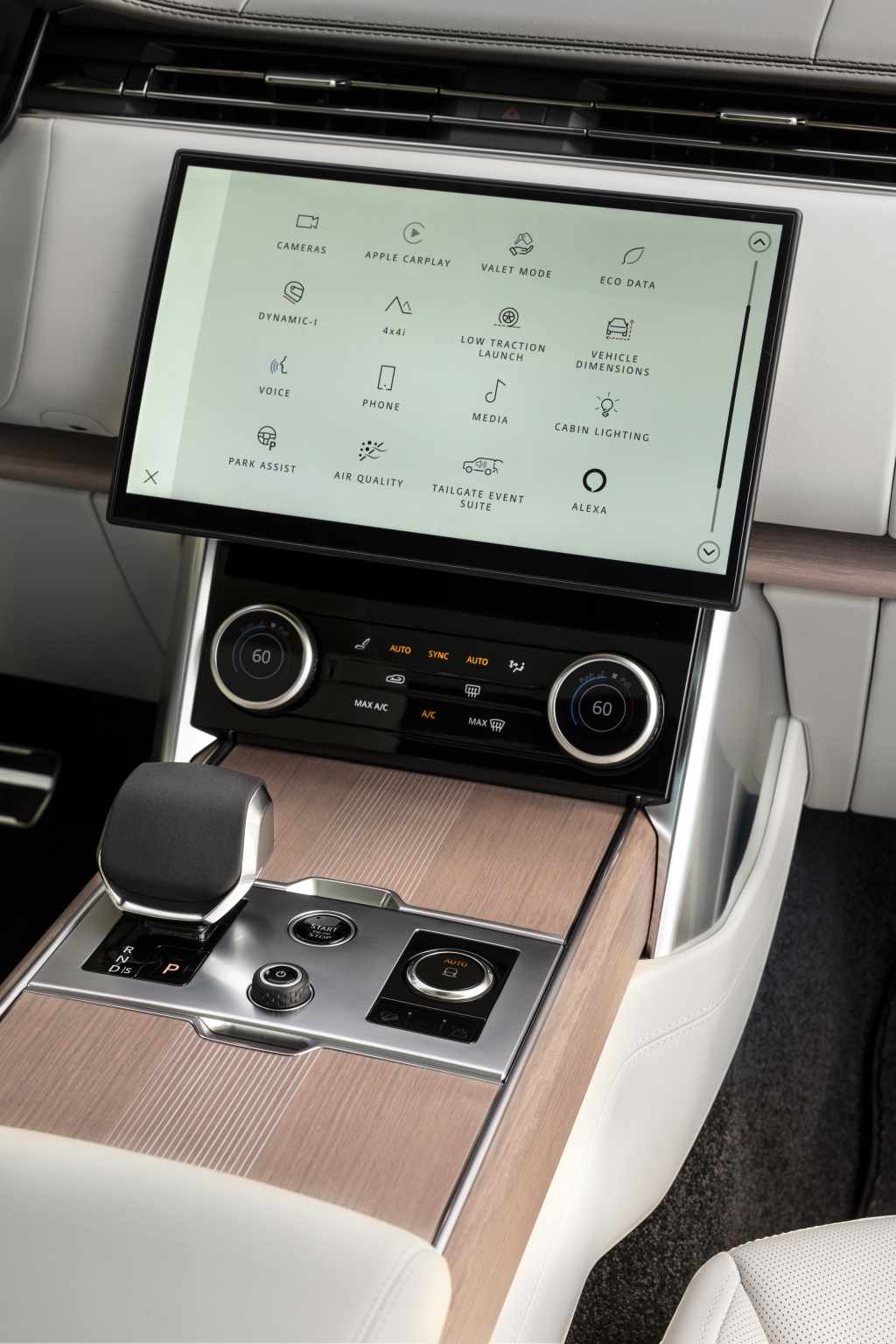 INTERIOR - NEW RANGE ROVER | Land Rover Media Newsroom