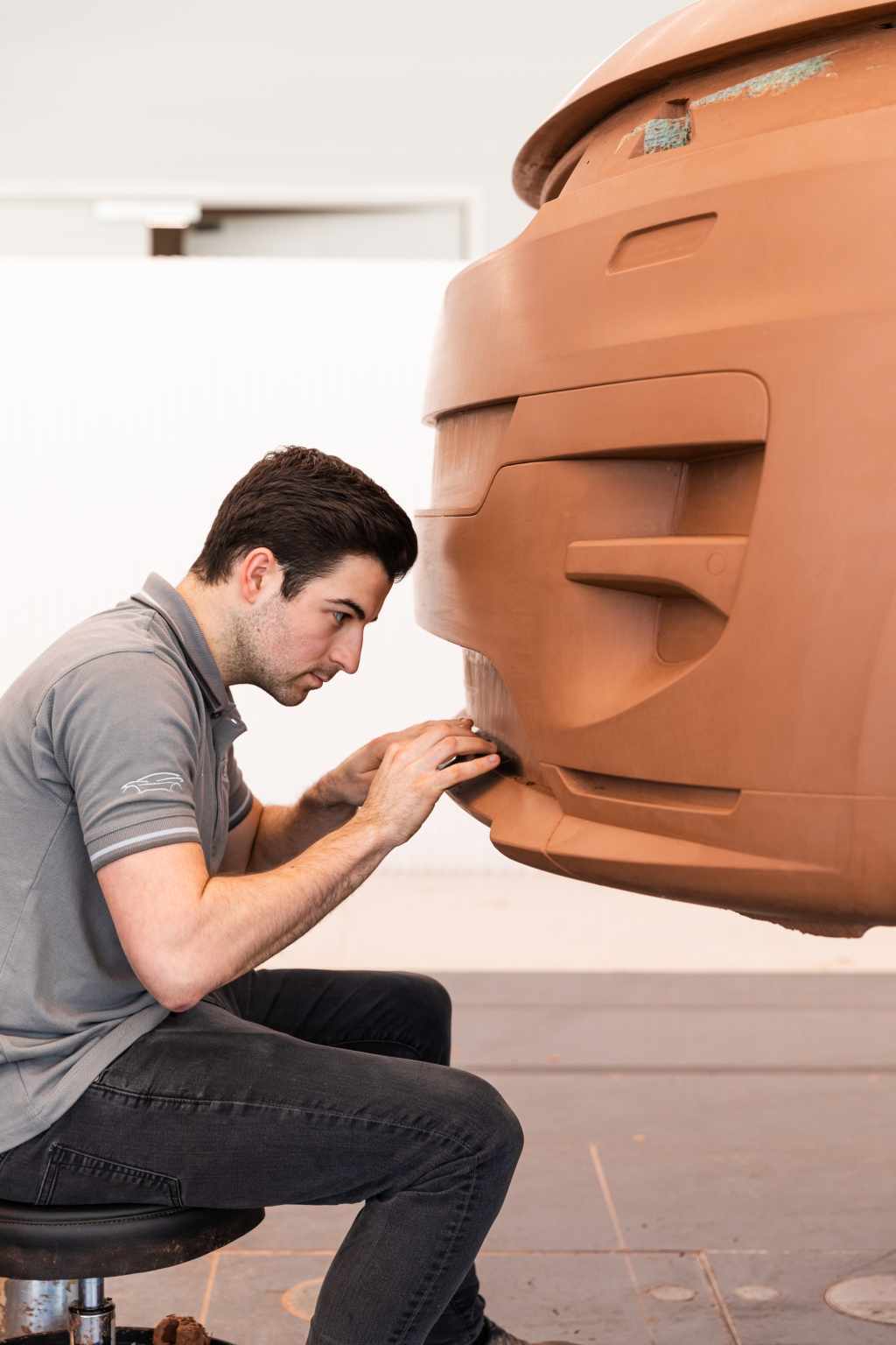 DESIGN - NEW RANGE ROVER SPORT | Land Rover Media Newsroom