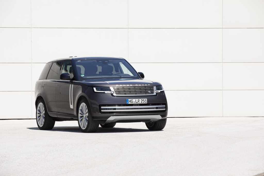 Der neue Range Rover - Charente Grey/First Edition P530 | Land Rover ...