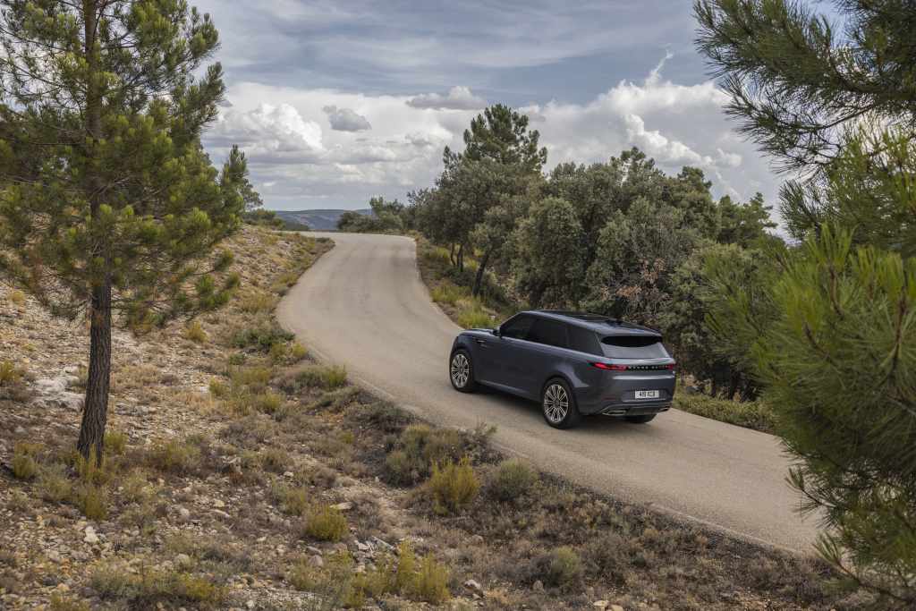 Range Rover Sport Autobiography P510e PHEV - Varesine Blue | Land Rover ...