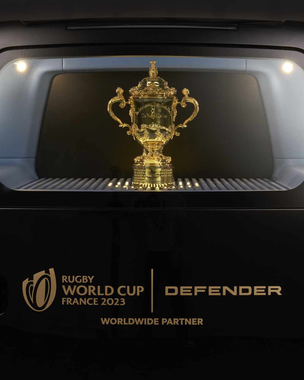 DEFENDER REVEALS UNIQUE DEFENDER 110 TO SHOWCASE RUGBY WORLD CUP TROPHY ...