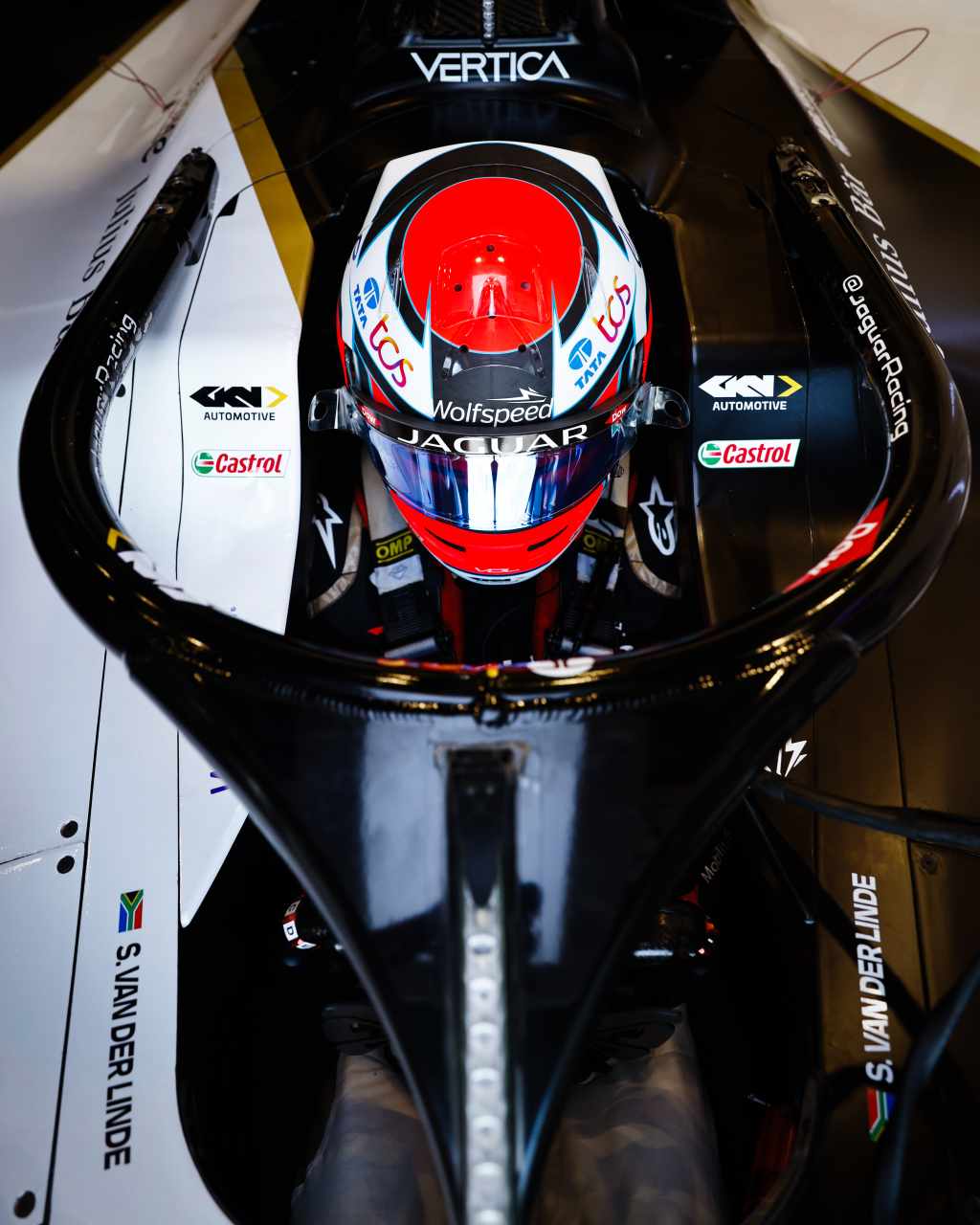 BENVENUTI A ROMA! JAGUAR TCS RACING BUSCA EL MÁXIMO RENDIMIENTO EN EL ...