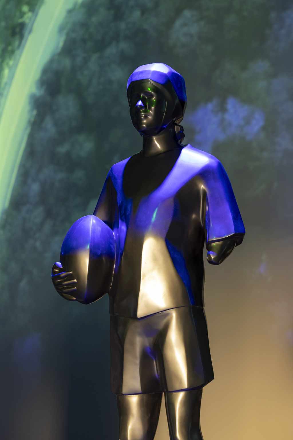 DEFENDER CELEBRATES INSPIRING TRAILBLAZERS TO LAUNCH RUGBY WORLD CUP ...