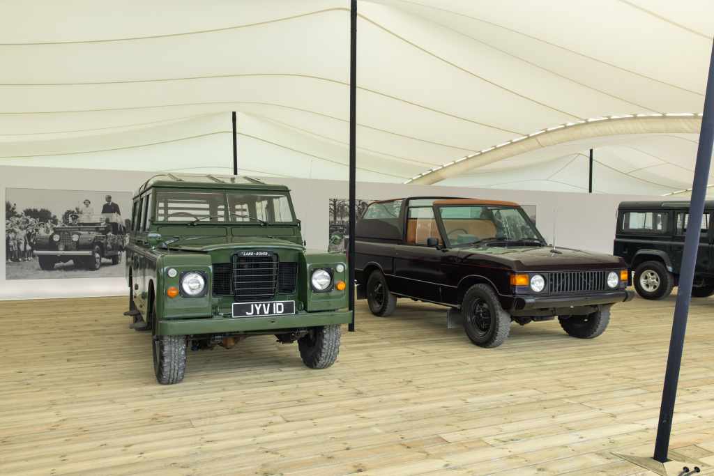 JLR HONOURS QUEEN ELIZABETH II WITH UNIQUE GOODWOOD REVIVAL PARADE ...