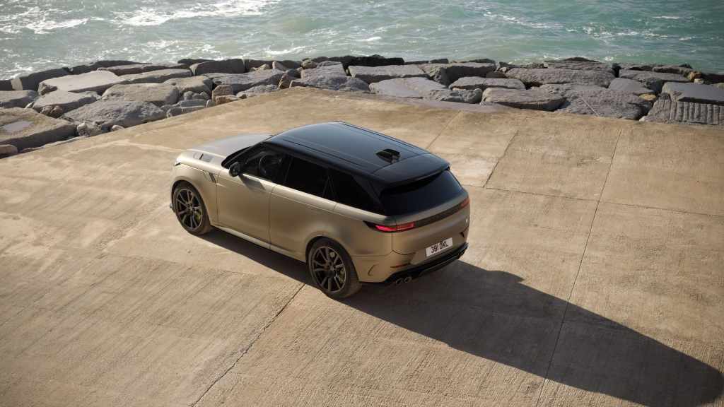 RANGE ROVER SPORT SV EDITION ONE - CARBON BRONZE | Land Rover Media ...