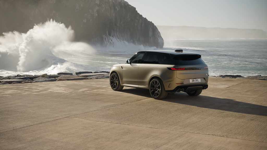 RANGE ROVER SPORT SV EDITION ONE - CARBON BRONZE | Land Rover Media ...