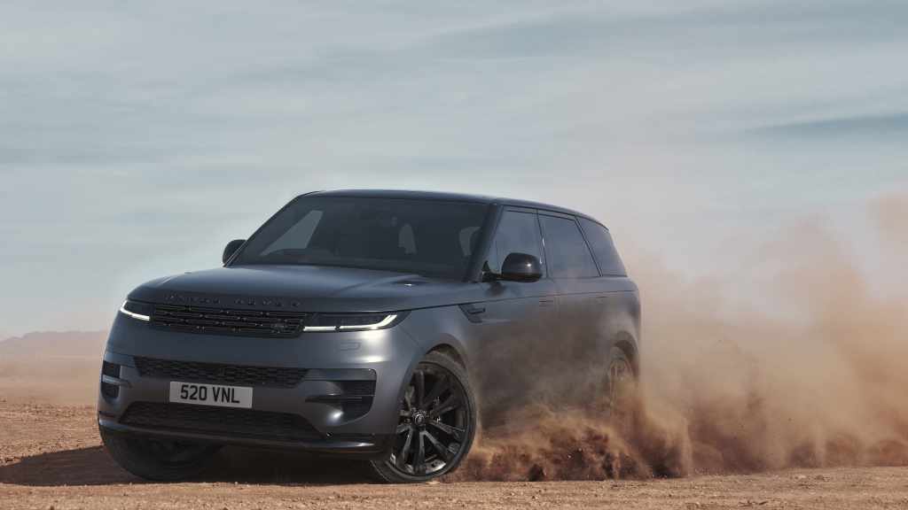 DARK, DRAMATIC AND ASTONISHINGLY DYNAMIC. INTRODUCING… THE RANGE ROVER ...