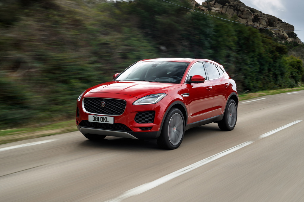 Der neue Jaguar E-PACE (Firenze Red) | Jaguar Media Newsroom