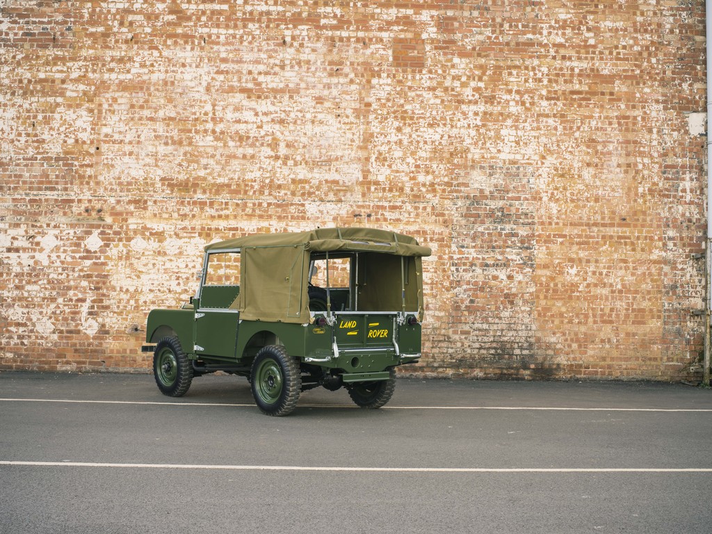 The Legend Lives On… | Land Rover Media Newsroom