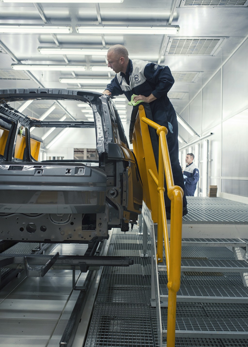 NEW £20m TECHNICAL CENTRE OPENS FOR JAGUAR LAND ROVER SPECIAL VEHICLE ...