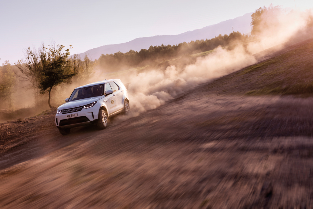 The Ultimate Driving Adventure in Utah and Namibia with Land Rover ...