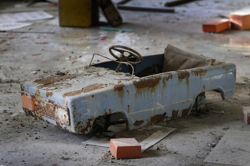 Land Rover Journey Of Discovery Into Chernobyl | Land Rover Media Newsroom