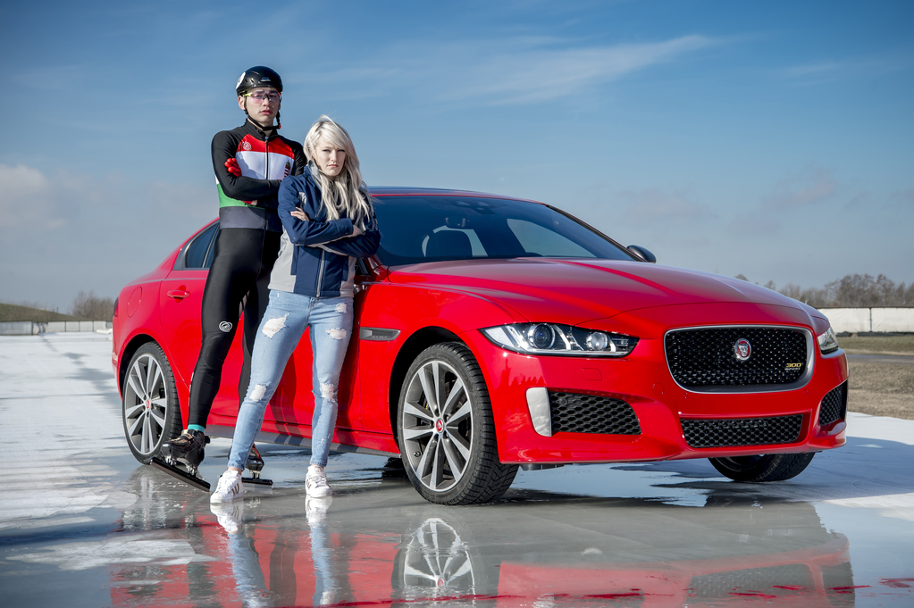NEW XE 300 SPORT EDITION WINS GRIPPING ICE RACE | Jaguar Media Newsroom