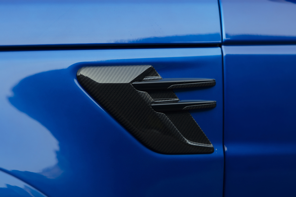 SUPERCAR BEATER: RANGE ROVER SPORT SVR SETS TIANMEN ROAD RECORD ...