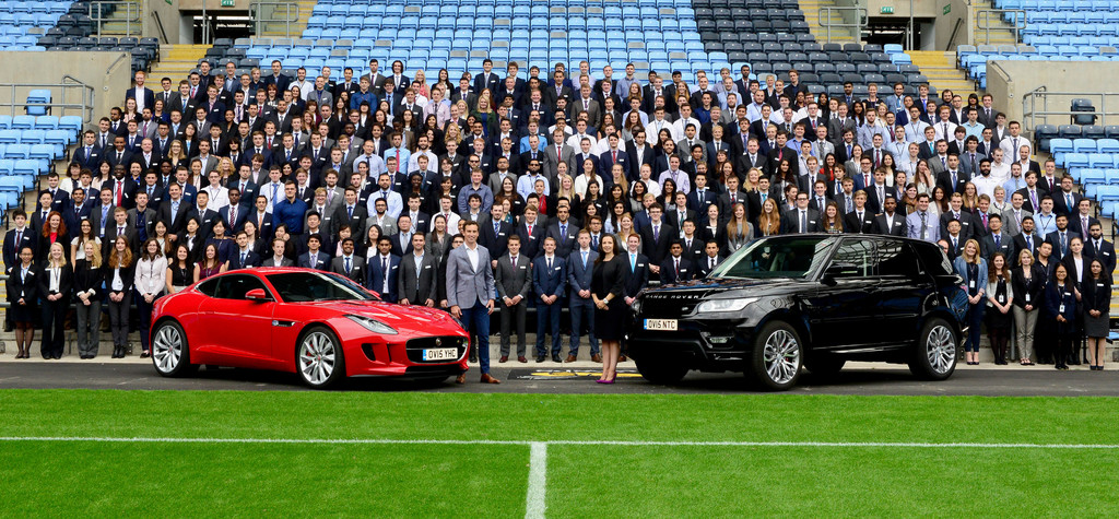 Jaguar Land Rover stellt 600 Auszubildende und Universitätsabsolventen ...
